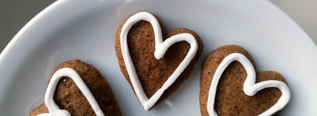 Danish Christmas cookie - honey cake - takes 2 days - Danish Things