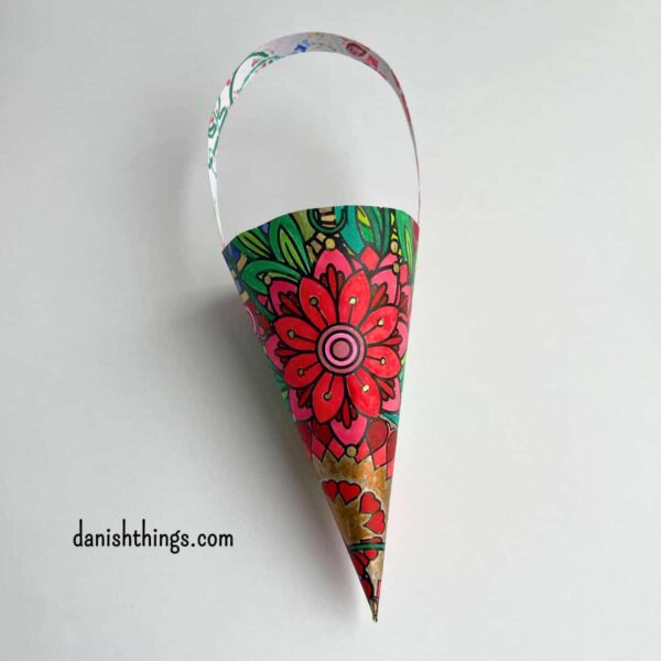 Danish Christmas - Cones for colouring - 5 sheets - Danish Things